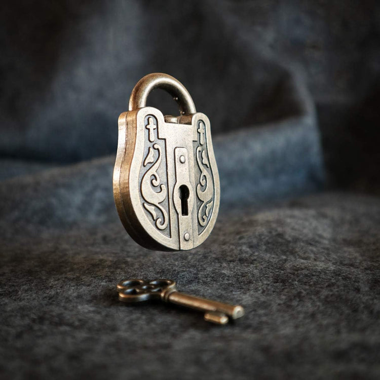 The Lock & Key Puzzle – The Shop of Many Things